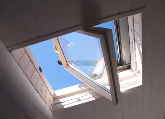 Isolation du châssis à tabatière - fenetre24.be